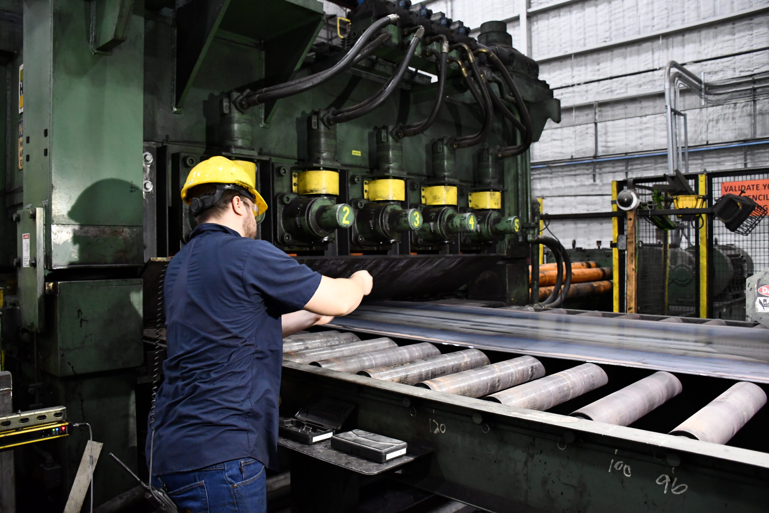 Cut-to-Length / Leveling | Norfolk Iron & Metal